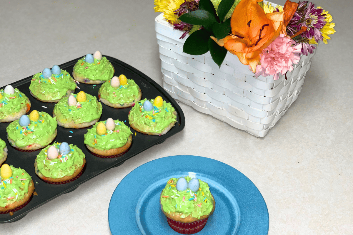 Super Easy Easter Cupcakes Everyone Will Love - Party Ideas for Real People